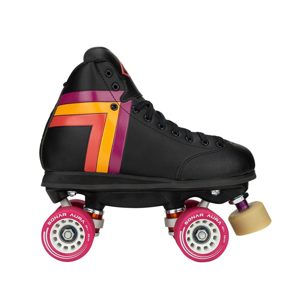 Roller Derby skates | Designed Competitive | Roller Derby player ...